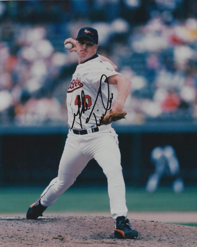 AUTOGRAPHED MIKE TIMLIN 8X10 Baltimore Orioles Photo - Main Line Autographs