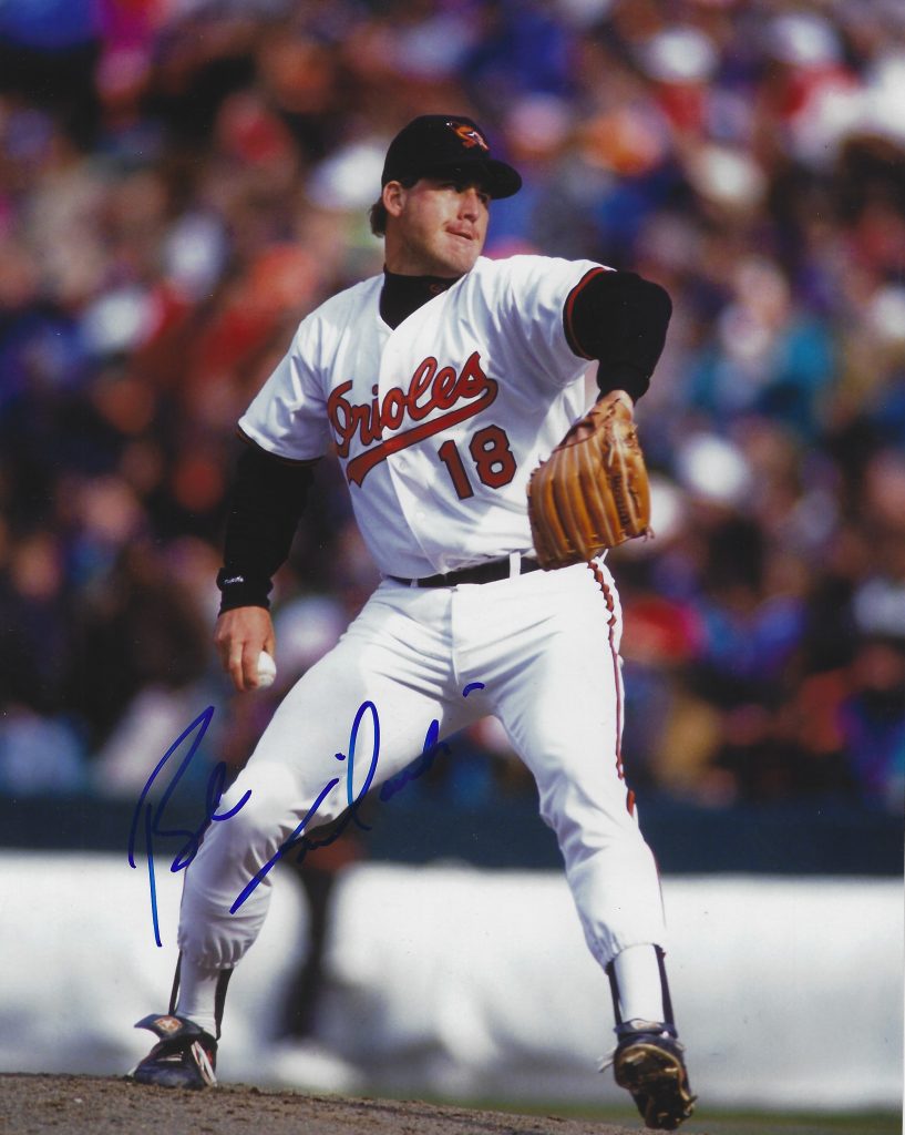 AUTOGRAPHED BOB MILACKI 8X10 Baltimore Orioles Photo - Main Line Autographs