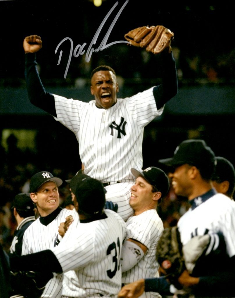 AUTOGRAPHED DOC GOODEN 8X10 NEW YORK YANKEES photo - Main Line Autographs