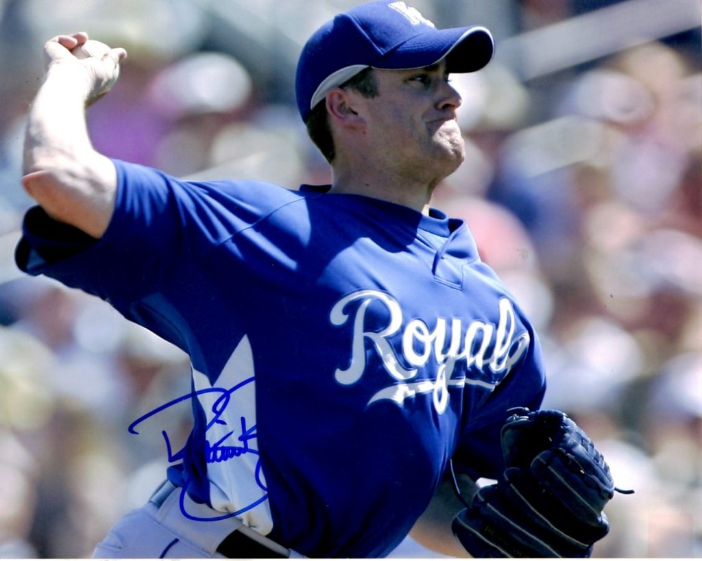 AUTOGRAPHED BRIAN BANNISTER 8X10 photo KC Royals - Main Line Autographs