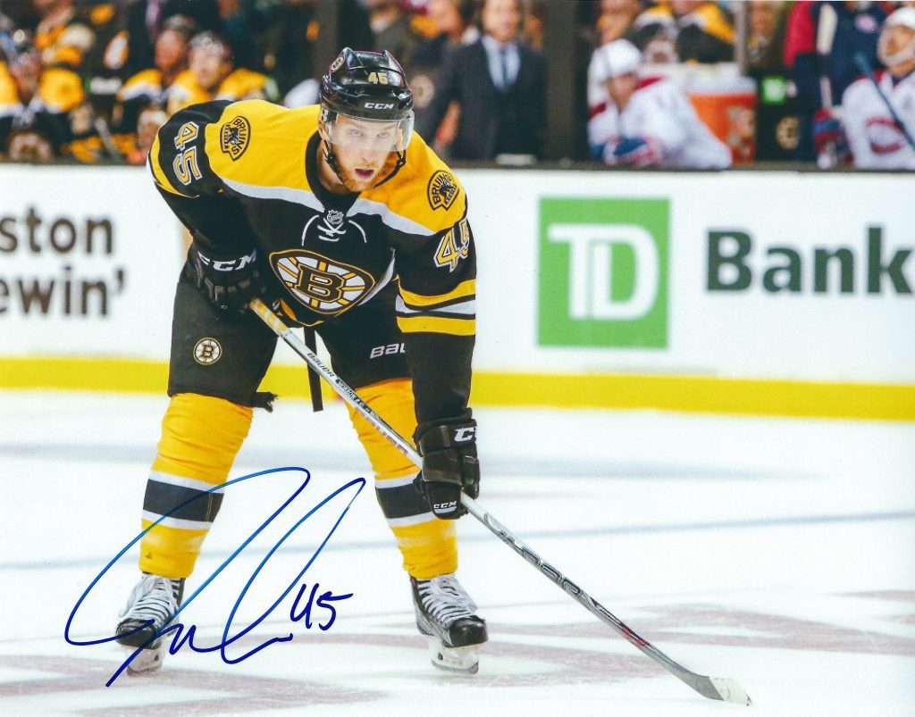 Autographed JOE MORROW 8X10 Boston Bruins Photo - Main Line Autographs