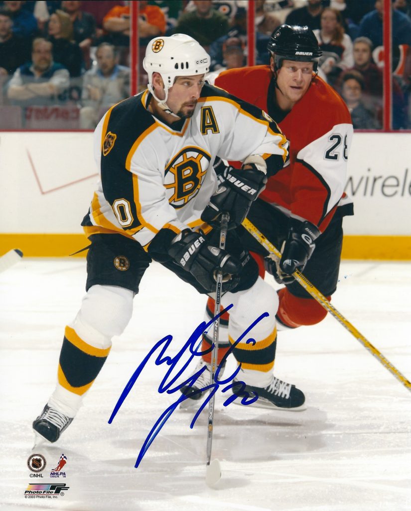 Autographed MARTIN LAPOINTE Boston Bruins Photo - Main Line Autographs