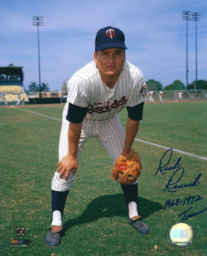 AUTOGRAPHED RICK RENICK 8X10 Minnesota Twins Photo - Main Line Autographs
