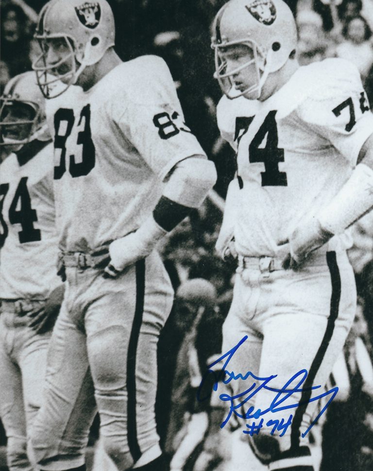 Autographed TOM KEATING 8X10 Oakland Raiders photo - Main Line Autographs