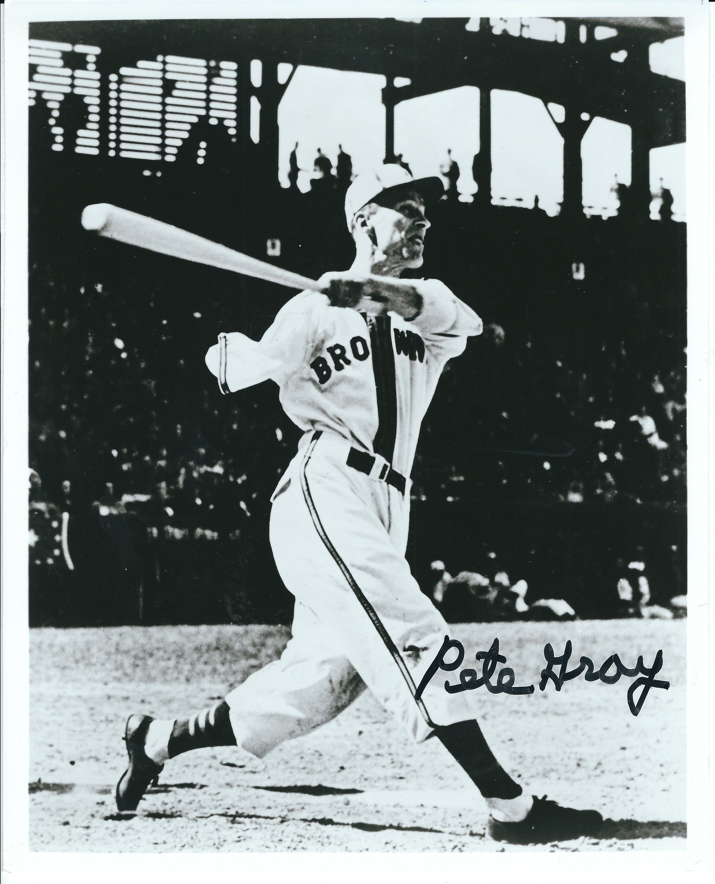 AUTOGRAPHED PETE GRAY 8X10 St. Louis Browns Photo | Main Line Autographs