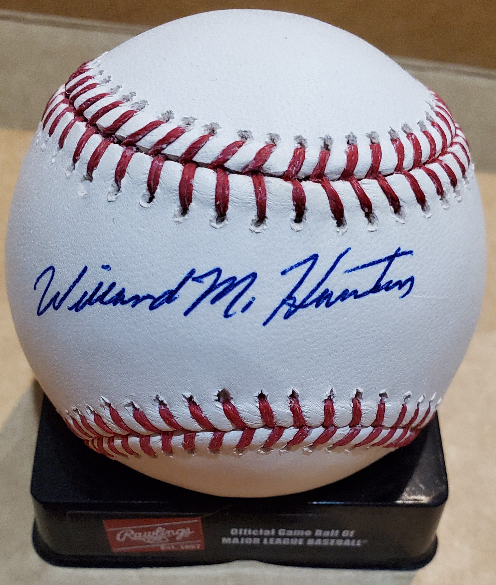 Autographed WILLARD HUNTER Official Major League Baseball - Main Line ...