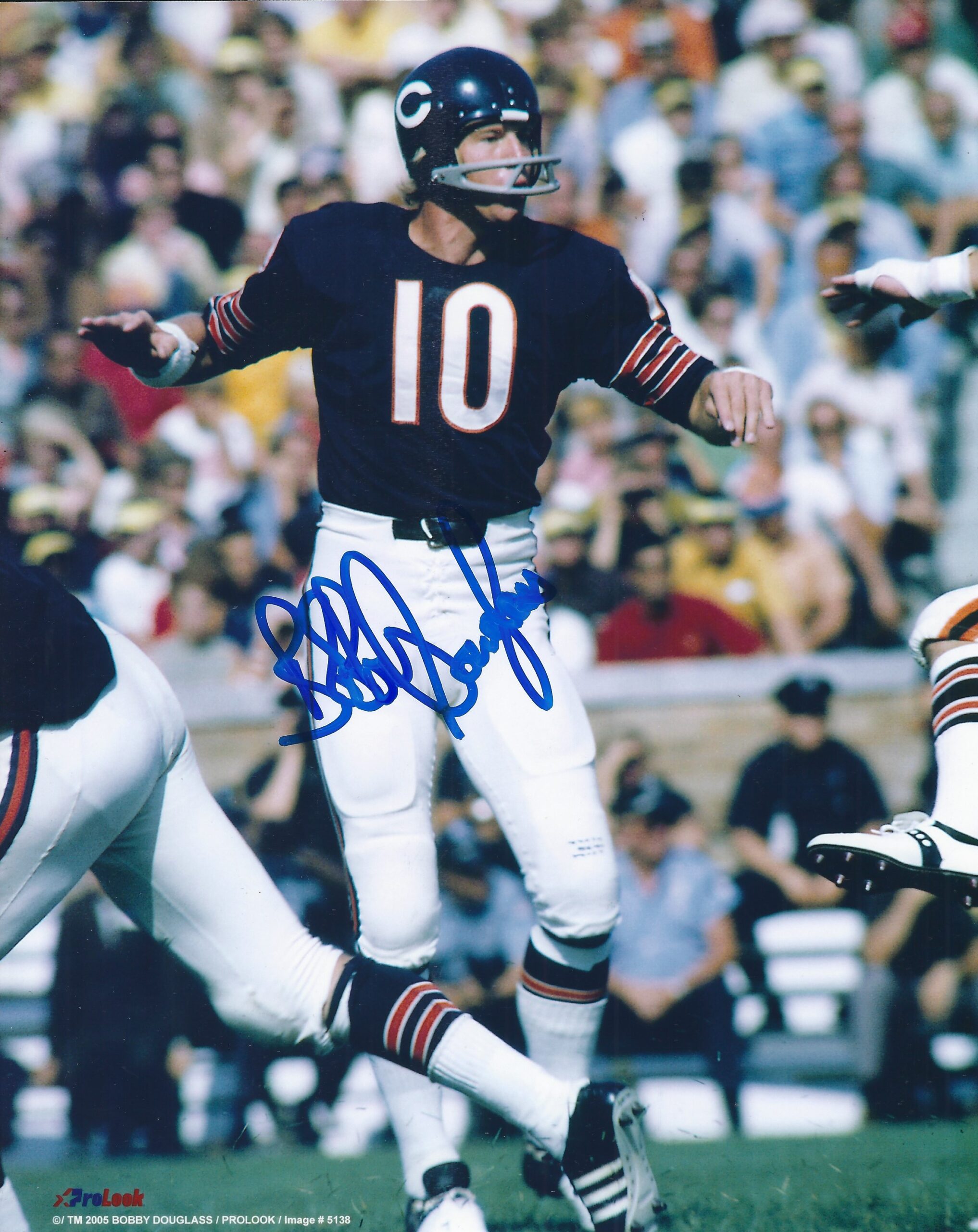 Autographed BOBBY DOUGLASS 8X10 Chicago Bears Photo - Main Line Autographs