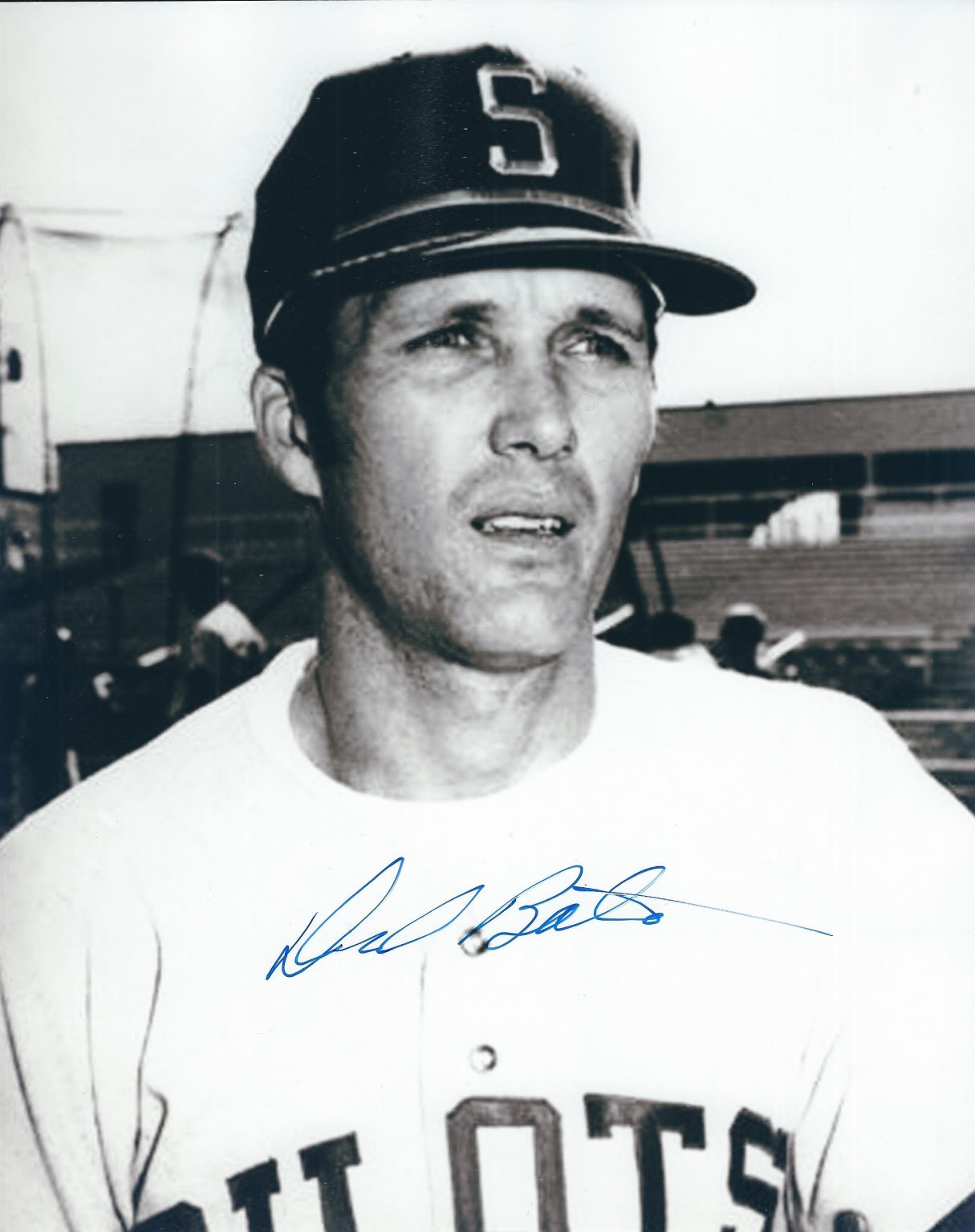 Autographed Dick Bates 8x10 Seattle Pilots Photo Main Line Autographs