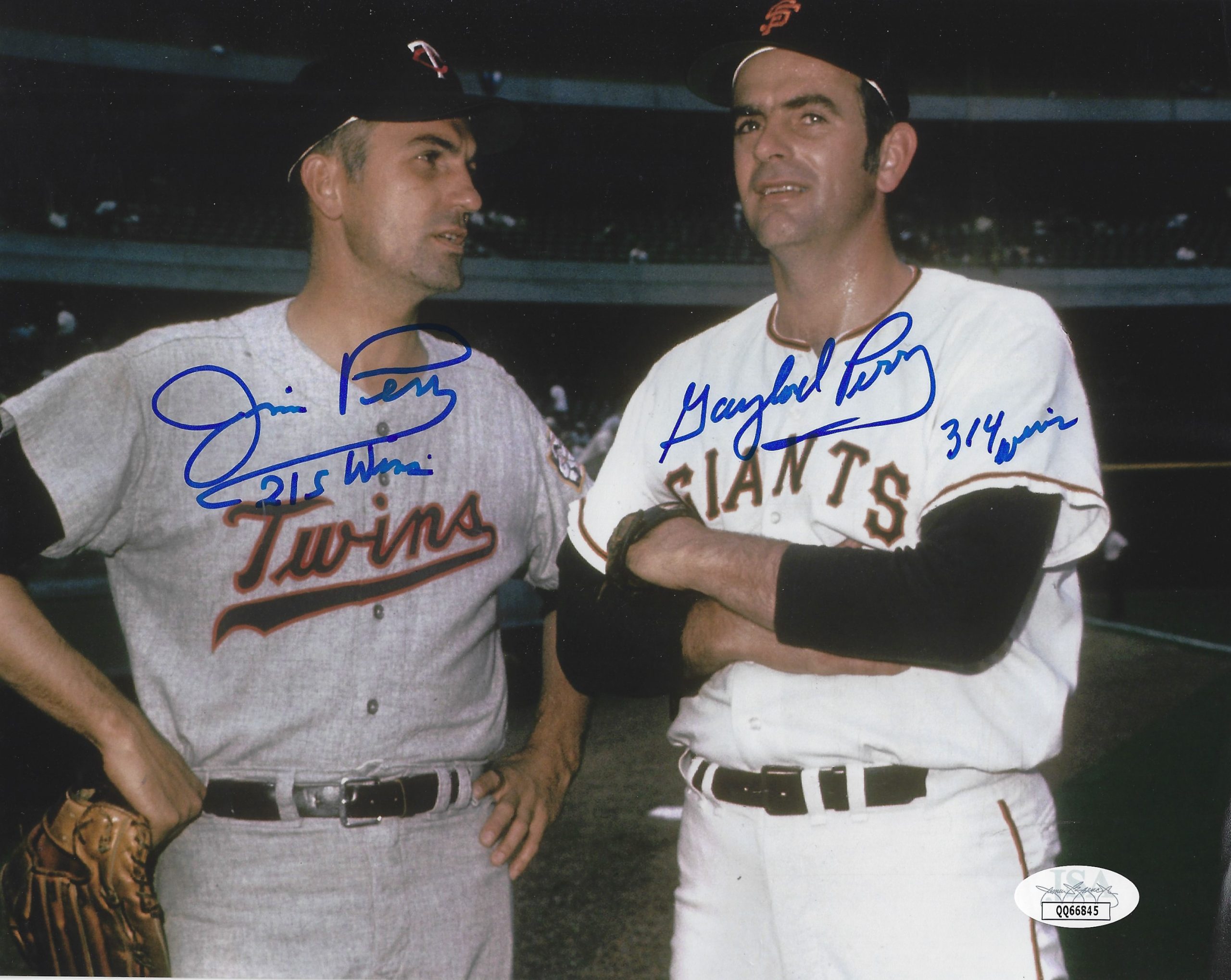 Autographed GAYLORD PERRY & JIM PERRY 8X10 photo JSA - Main Line Autographs